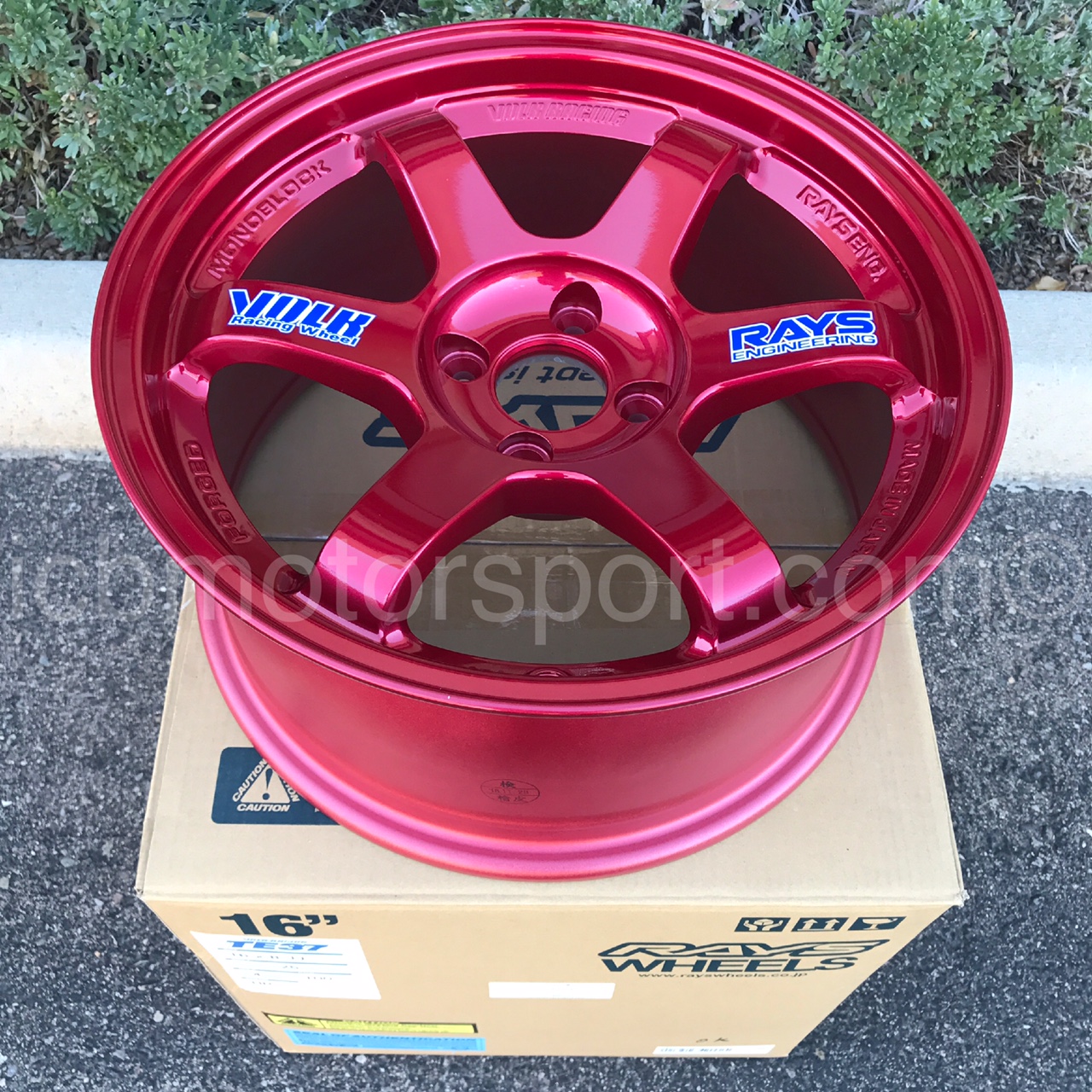 Rays Volk Racing TE37 Wheels 16X8 4X100 +25 Offset Hyper Red Concave Face